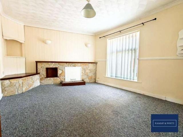 2 bed property for sale