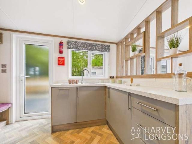 2 bed property for sale