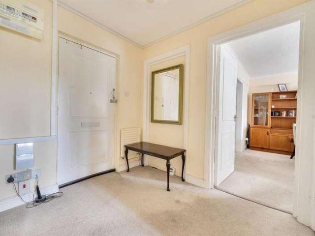 2 bed property for sale