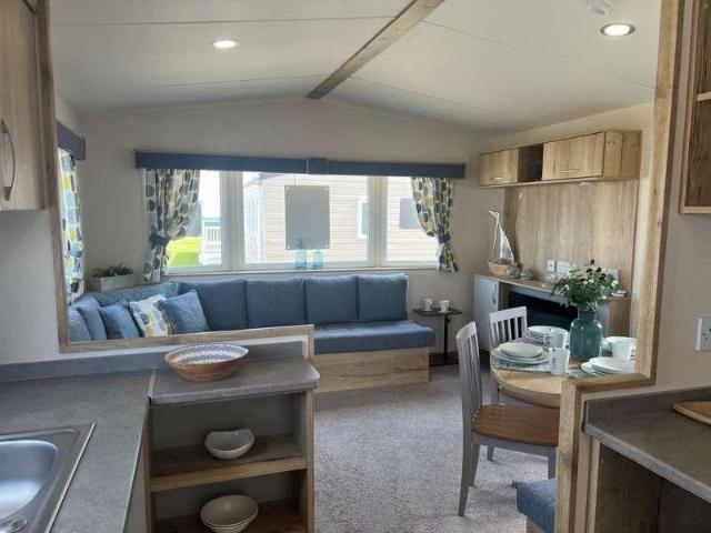 2 bed property for sale