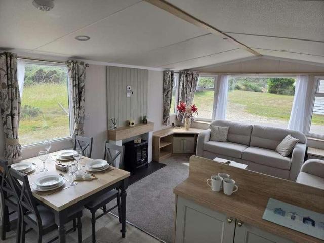 2 bed property for sale