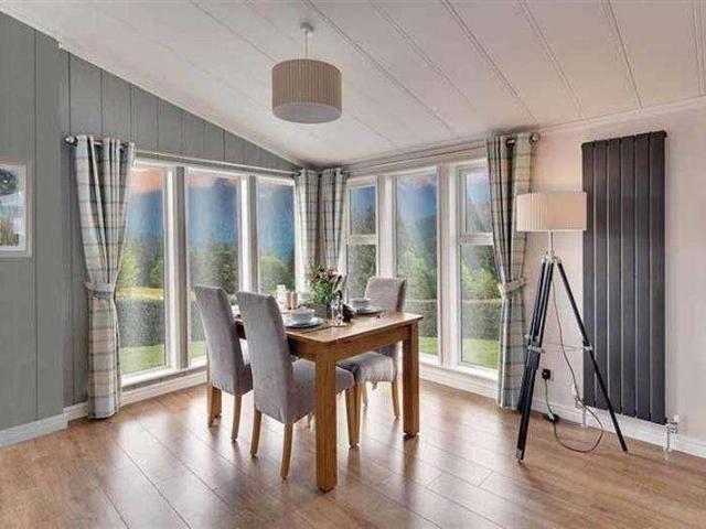 2 bed property for sale