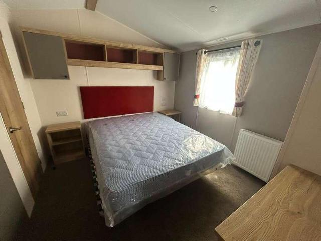 2 bed property for sale