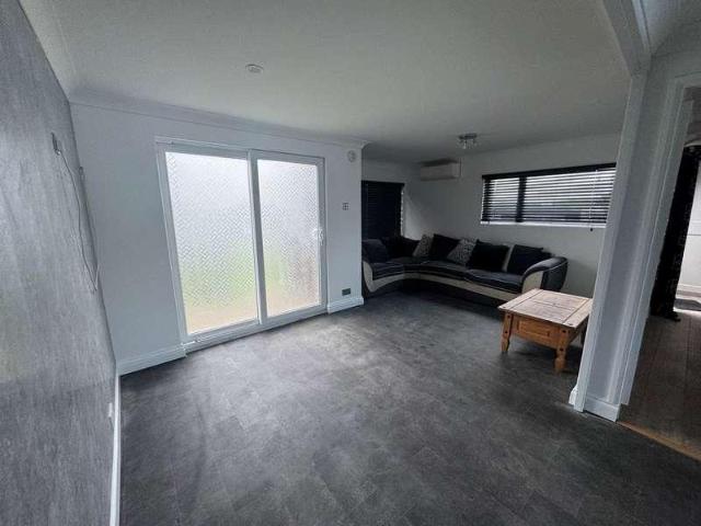2 bed property for sale