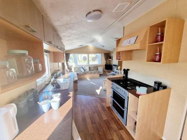 2 bed property for sale