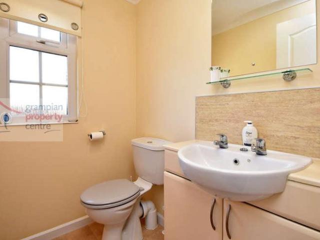 2 bed property for sale
