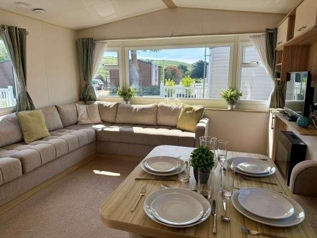 2 bed property for sale