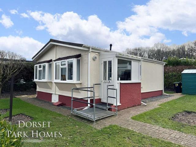 2 bed property for sale