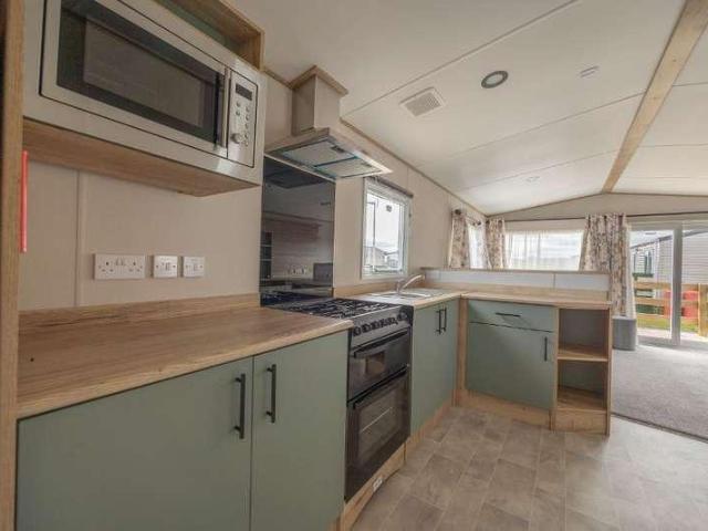 2 bed property for sale