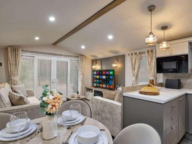 2 bed property for sale