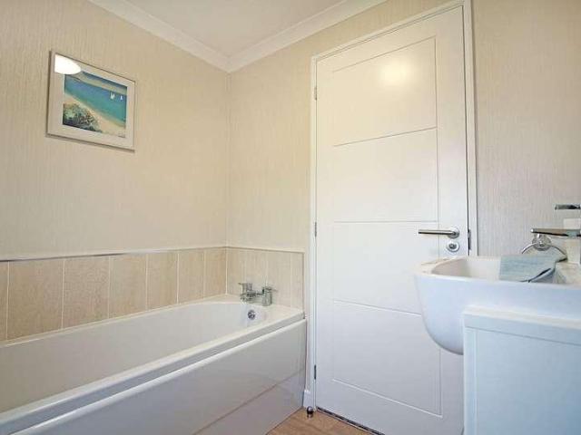 2 bed property for sale