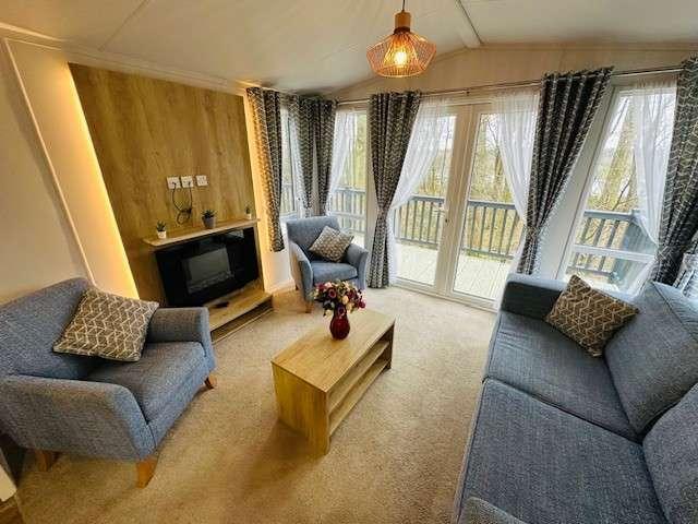 2 bed property for sale
