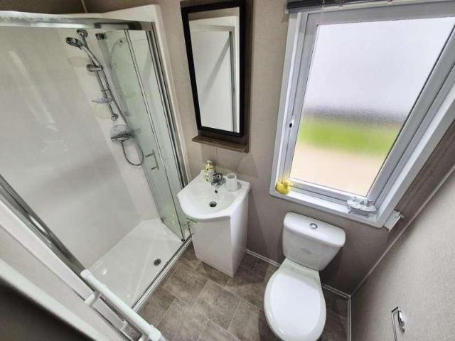 2 bed property for sale