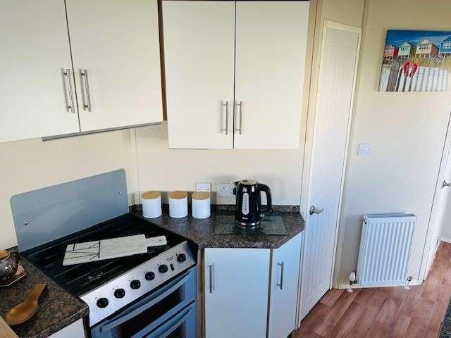 2 bed property for sale