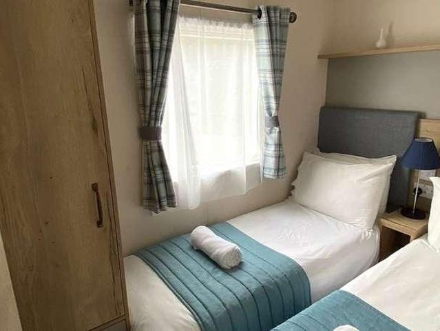 2 bed property for sale