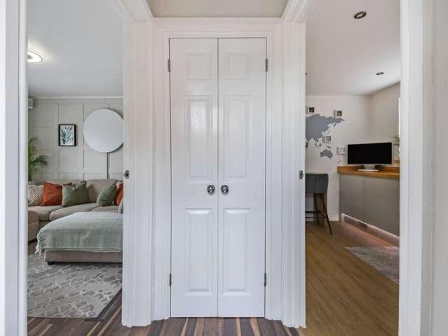 2 bed property for sale