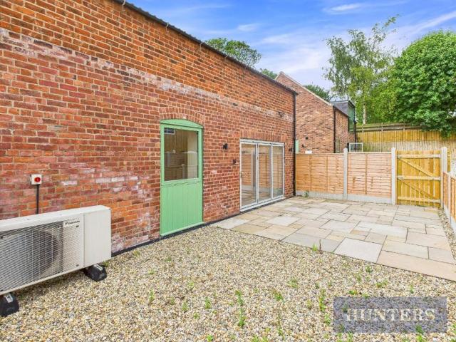 2 bed property for sale