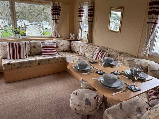 2 bed property for sale