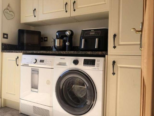 2 bed property for sale