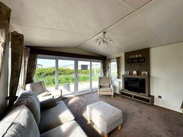 2 bed property for sale