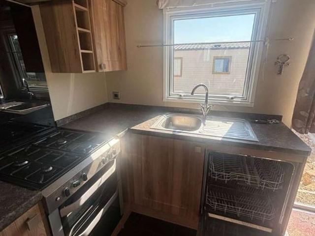 2 bed property for sale