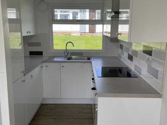2 bed property for sale