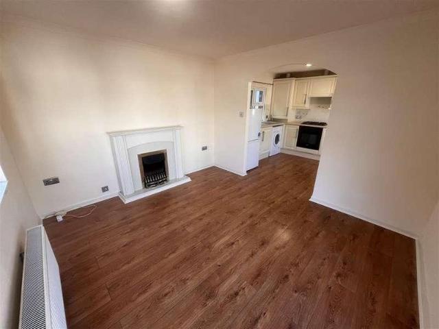 2 bed property for sale