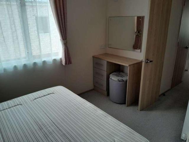 2 bed property for sale