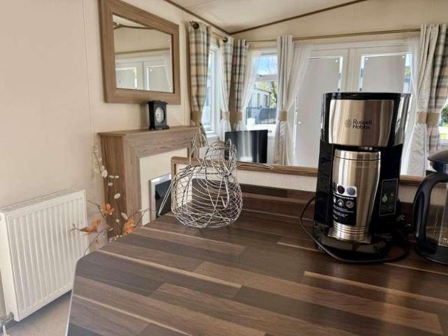 2 bed property for sale