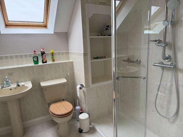 2 bed property for sale