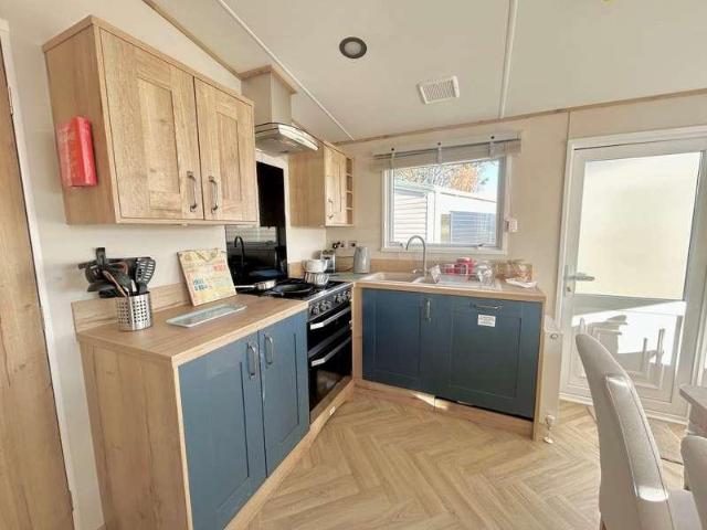 2 bed property for sale