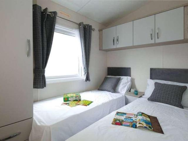 2 bed property for sale