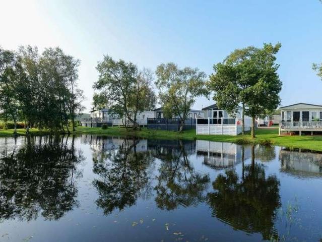 2 bed property for sale