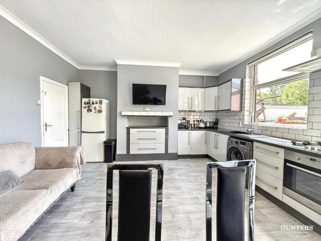 2 bed property for sale