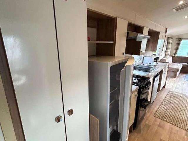 2 bed property for sale