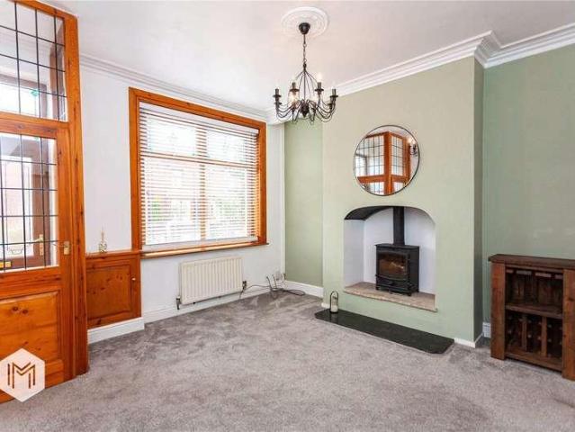 2 bed property for sale
