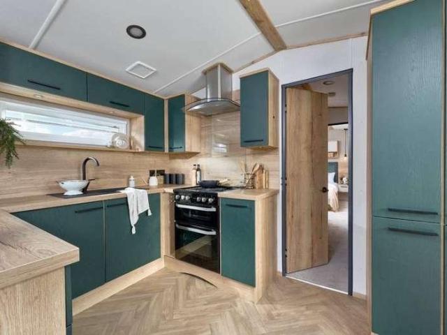 2 bed property for sale
