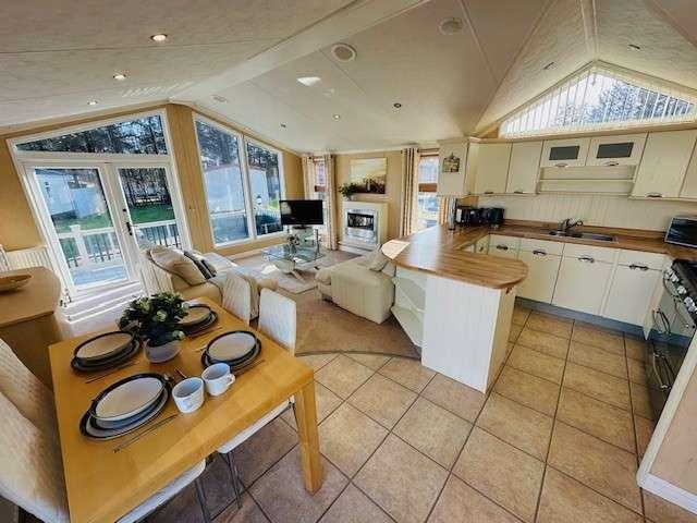 2 bed property for sale