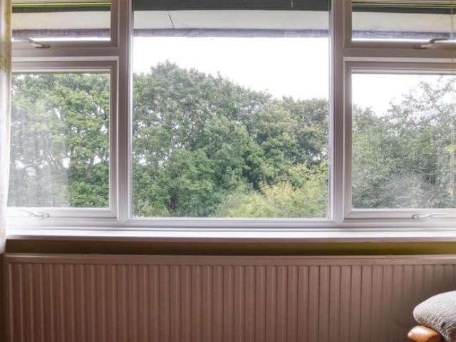 2 bed property for sale