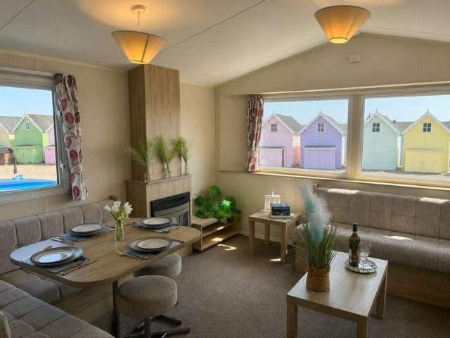 2 bed property for sale