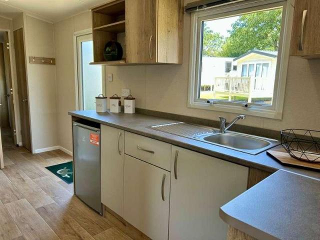 2 bed property for sale