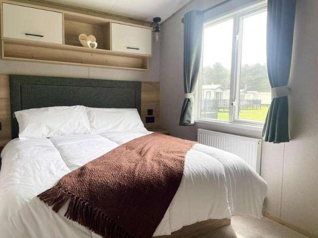 2 bed property for sale