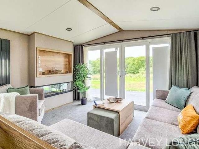 2 bed property for sale