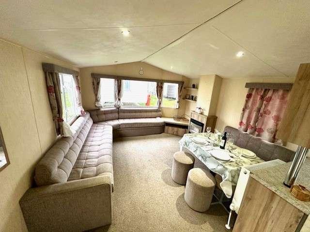 2 bed property for sale