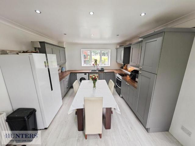 2 bed property for sale
