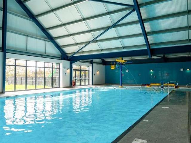 2 bed property for sale