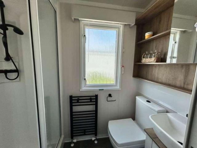 2 bed property for sale