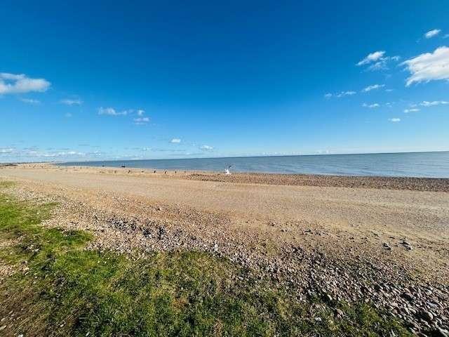 2 bed property for sale