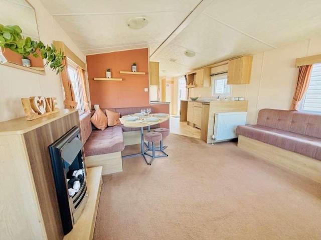 2 bed property for sale