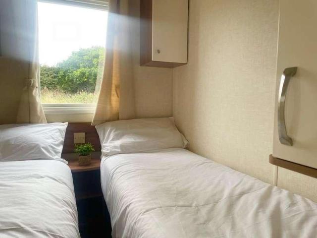 2 bed property for sale